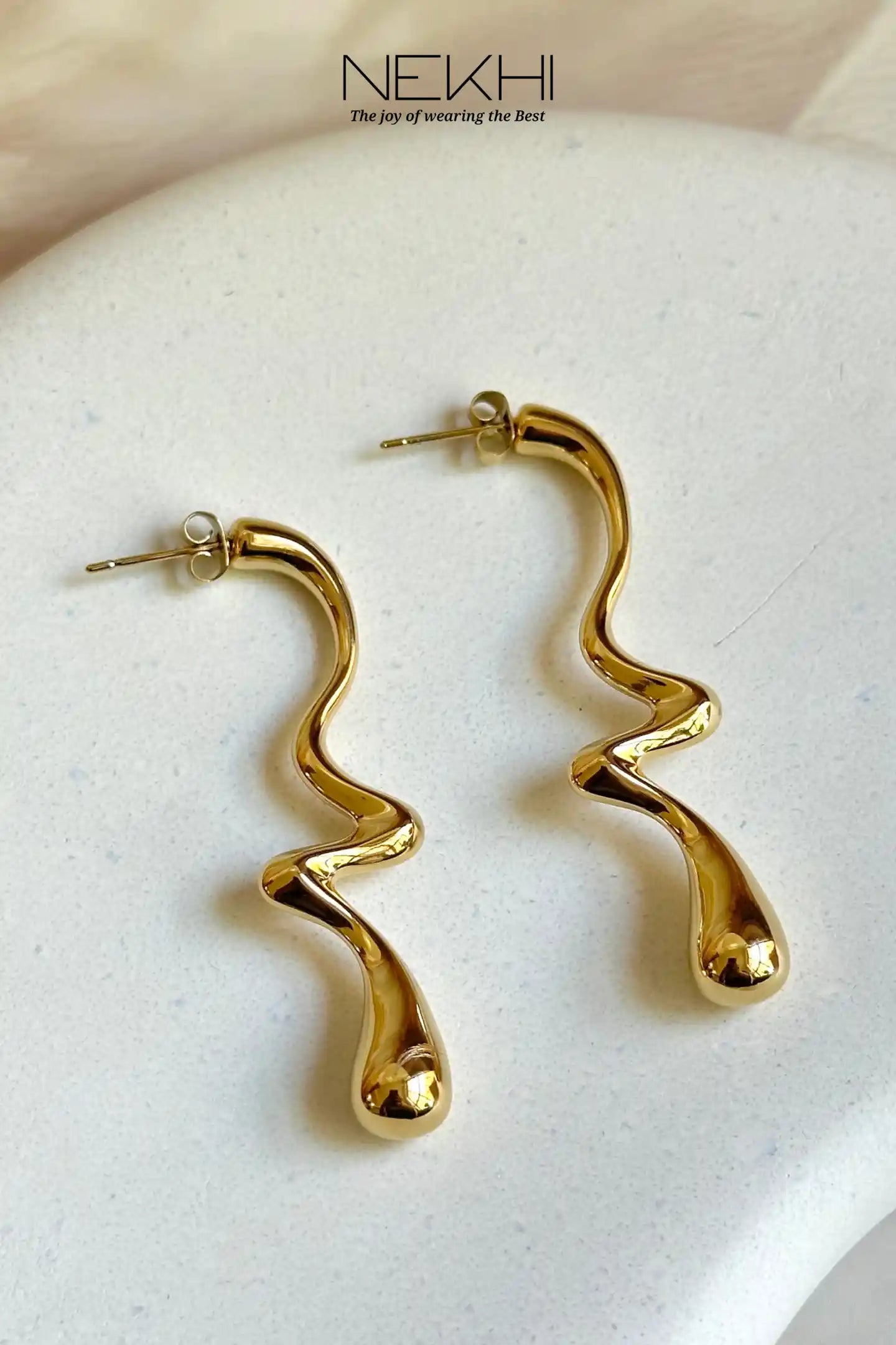 Dynamic Danglers – Nekhi India